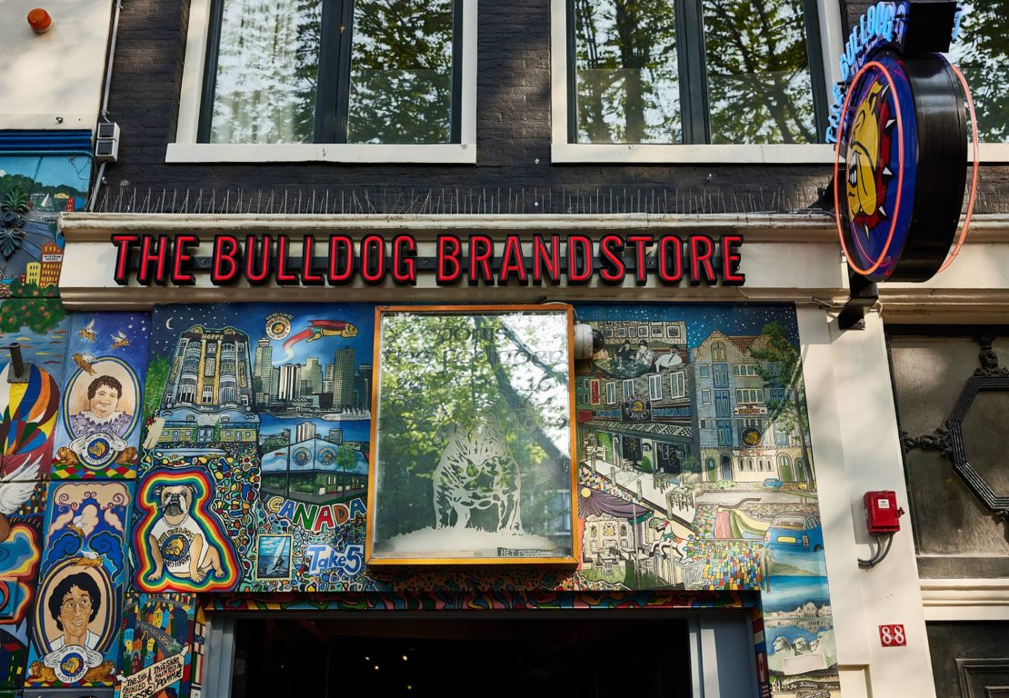 Coffeeshop The First | The Bulldog