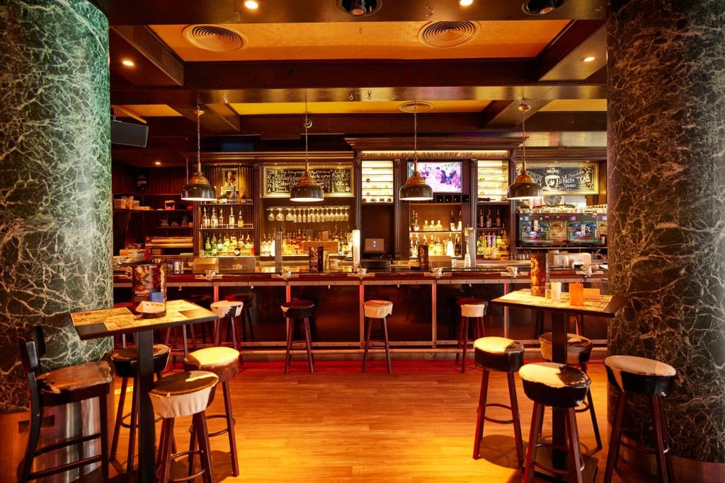 Bar The Palace | The Bulldog